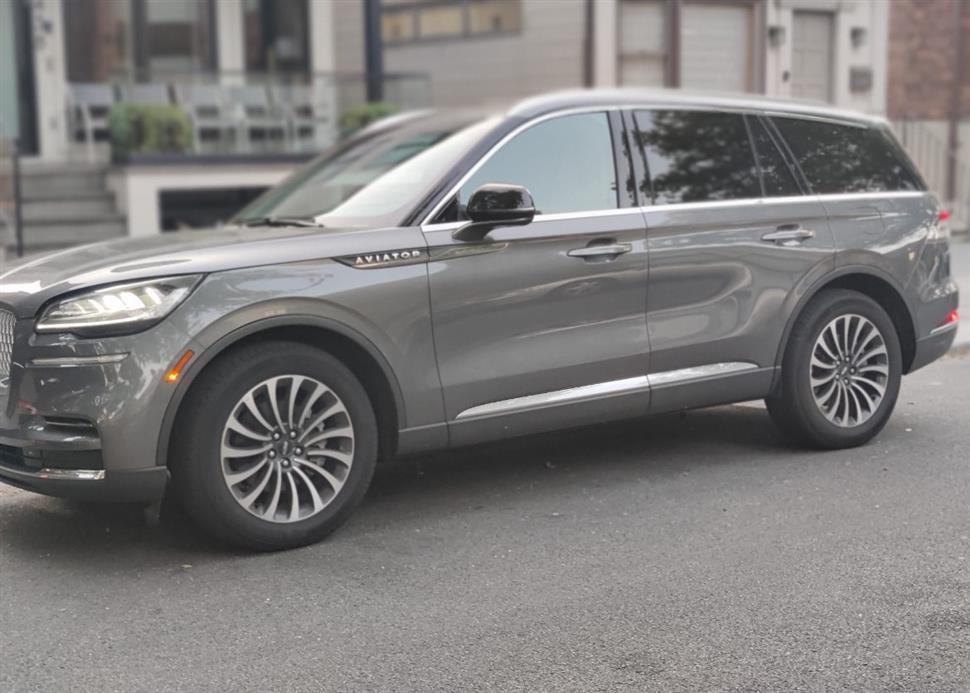 2023 Lincoln Aviator lease in Oakhurst, NJ