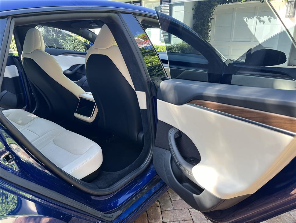 2023 Tesla Model S lease in Coral Gables, FL